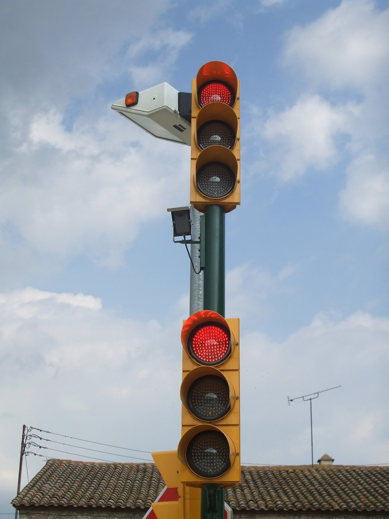 Traffic Light ST 200 - Traffic light - ST - Sontrafic | Manufacturer of ...